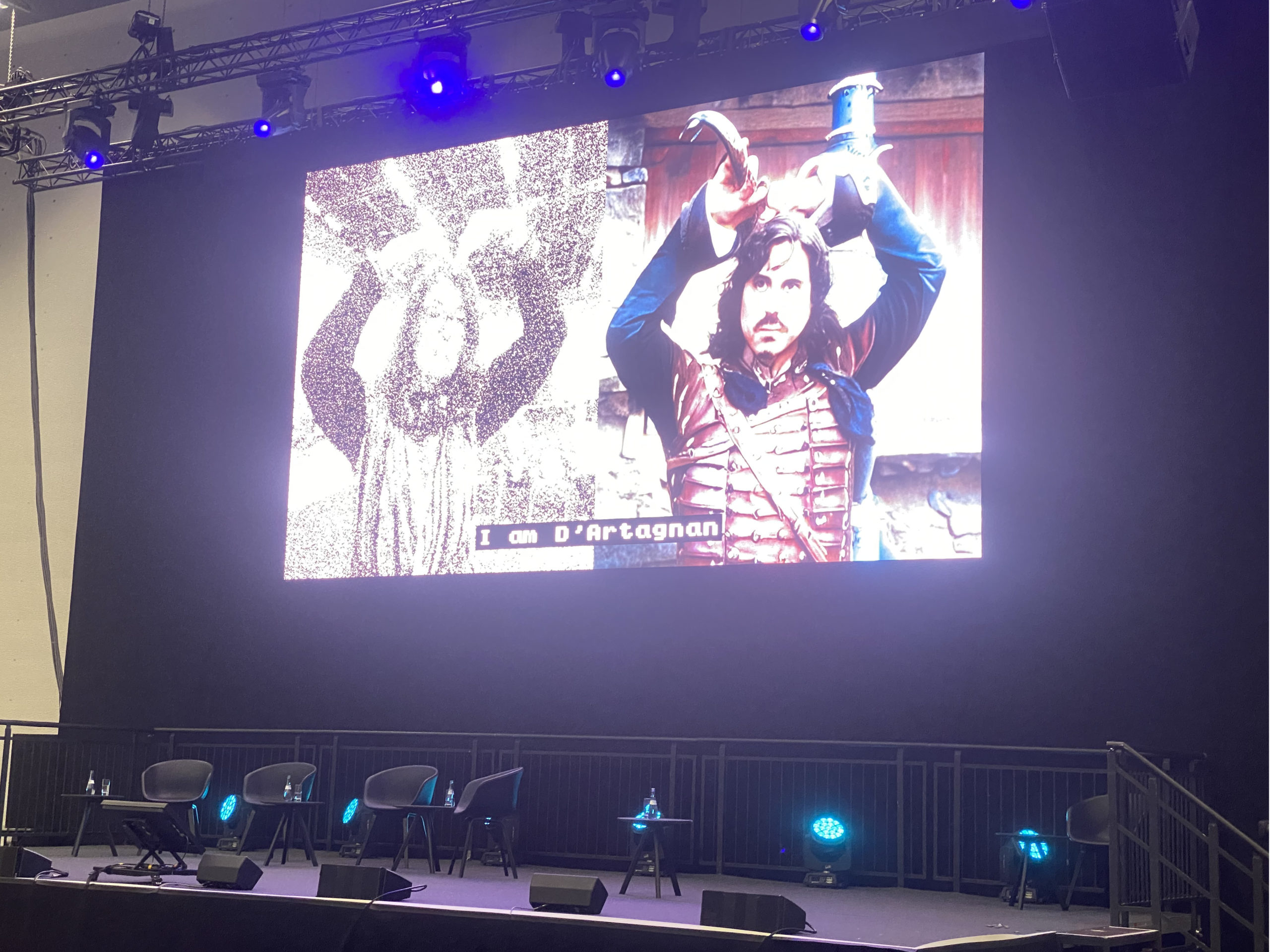 Diffuse me! – LunarRing AI