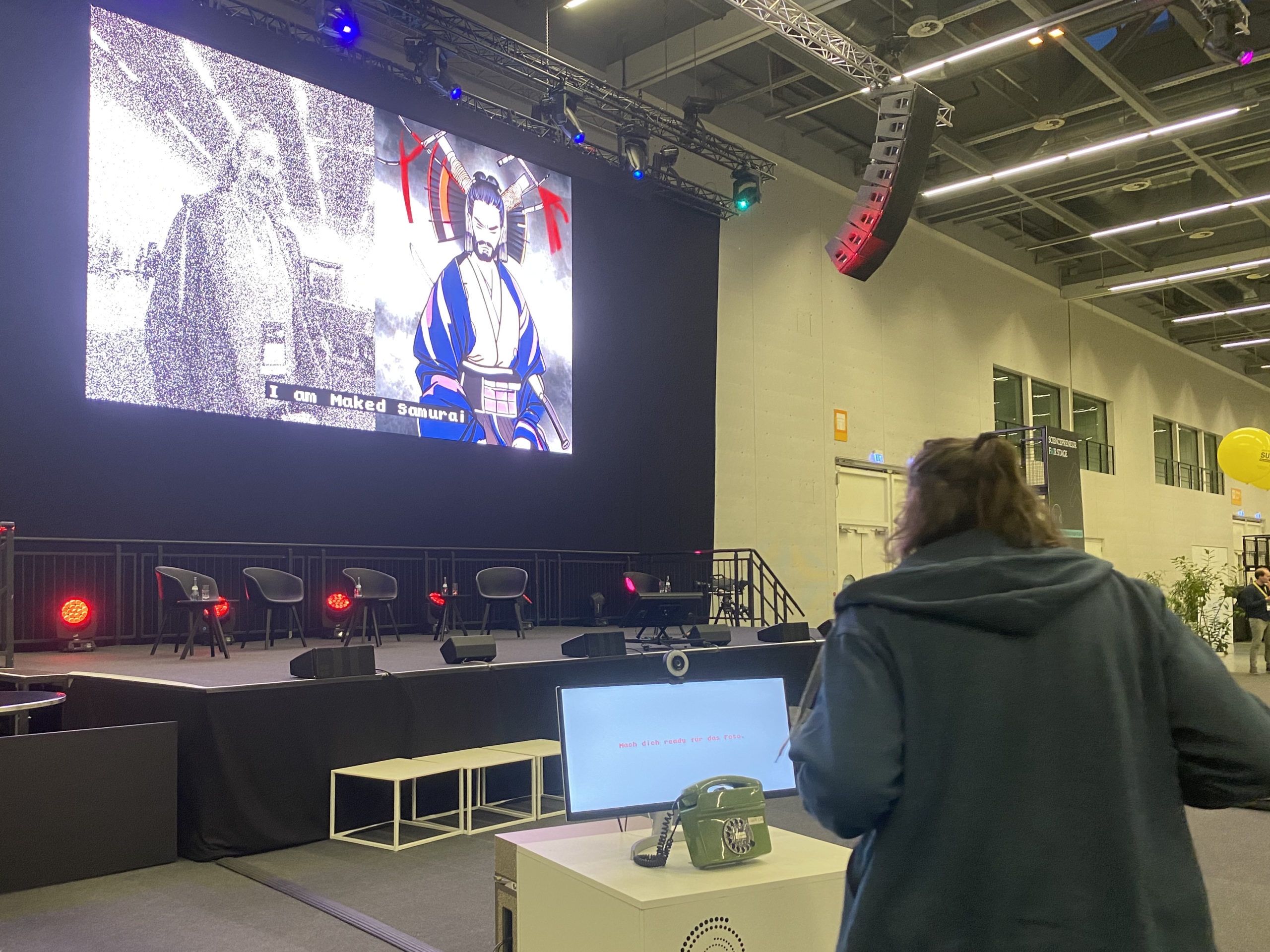 Diffuse me! – LunarRing AI